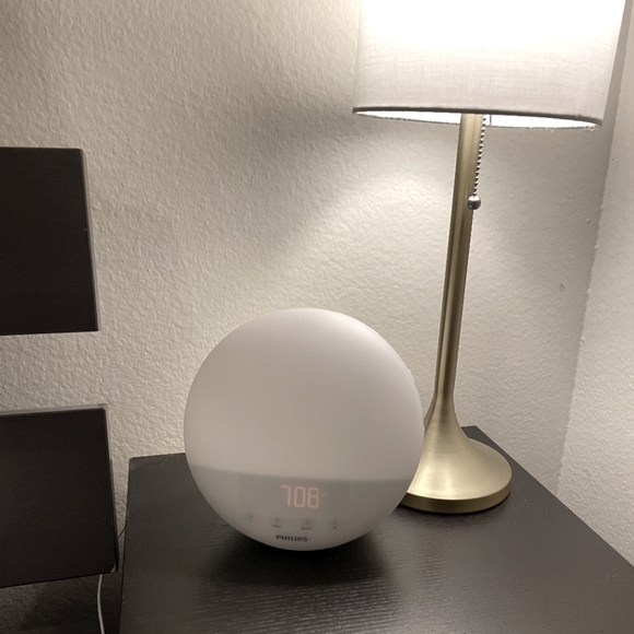 Philips | Other | Philips Hf352 Wake Up Light Alarm Sunrise Simulation ...